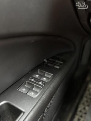 White Volkswagen Phaeton 2008 in Klaipeda, with an engine capacity of 3.00 L and mileage of 229 thousand km for 2750 €, photo 14 on AUTOMOTO.COM.LV