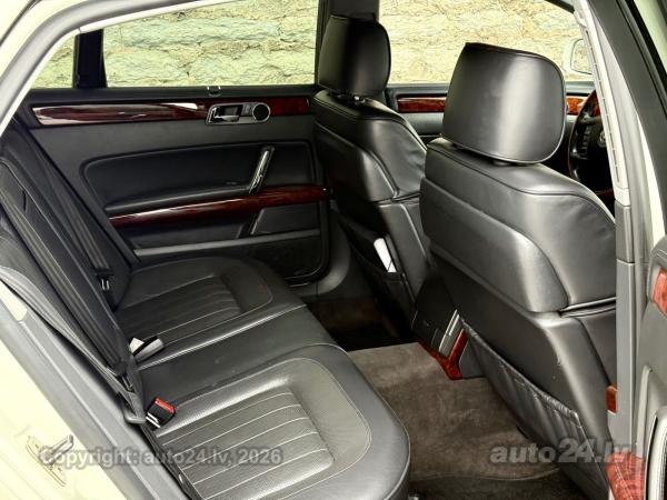 White Volkswagen Phaeton 2008 in Tallinn, with an engine capacity of 3.00 L and mileage of 260 thousand km for 3900 €, photo 7 on AUTOMOTO.COM.LV