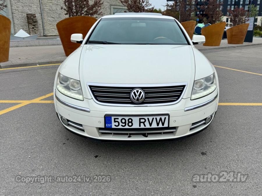Balts Volkswagen Phaeton 2008 Tallina, ar dzinēja tilpumu 3.00 L un nobraukumu 262 tūkst. km par 3499 €, foto 3 vietnē AUTOMOTO.COM.LV