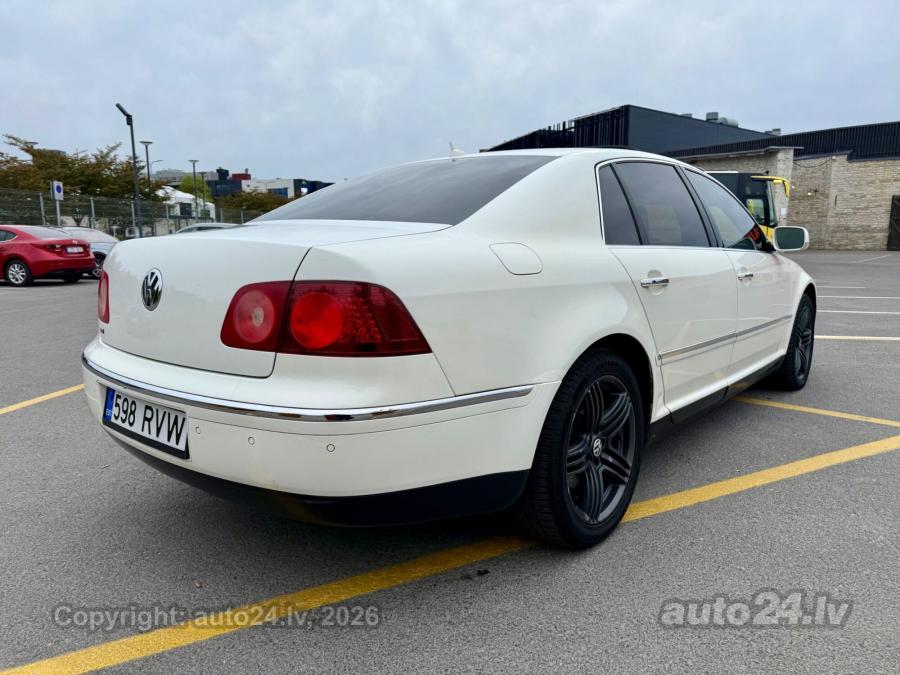 Balts Volkswagen Phaeton 2008 Tallina, ar dzinēja tilpumu 3.00 L un nobraukumu 262 tūkst. km par 3499 €, foto 7 vietnē AUTOMOTO.COM.LV