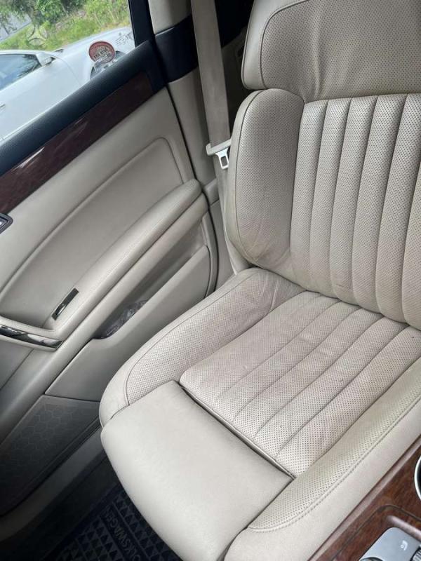 Volkswagen Phaeton 2012 in Vilnius on AUTOMOTO.COM.LV White Volkswagen Phaeton 2012 in Vilnius, with an engine capacity of 3.00 L and mileage of 265 thousand km for 4650 €, photo 11 on AUTOMOTO.COM.LV