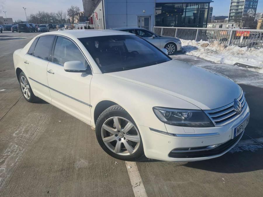 Balts Volkswagen Phaeton 2013 Viļņa, ar dzinēja tilpumu 2.97 L un nobraukumu 267 tūkst. km par 11500 €, foto 2 vietnē AUTOMOTO.COM.LV