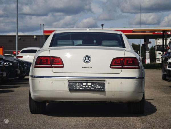 Volkswagen Phaeton 2014 Viļņa vietnē Balts Volkswagen Phaeton 2014 Viļņa, ar dzinēja tilpumu 2.97 L un nobraukumu 272 tūkst. km par 11000 €, foto 7 vietnē AUTOMOTO.COM.LV