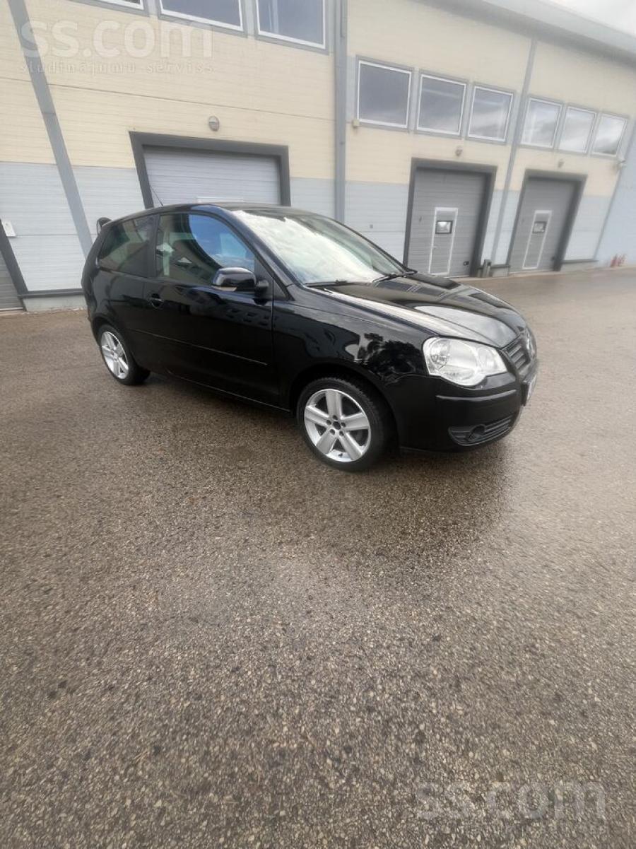 Melns Volkswagen Polo 2005 Rīga, ar dzinēja tilpumu 1.40 L un nobraukumu 314 tūkst. km par 1780 €, foto 3 vietnē AUTOMOTO.COM.LV