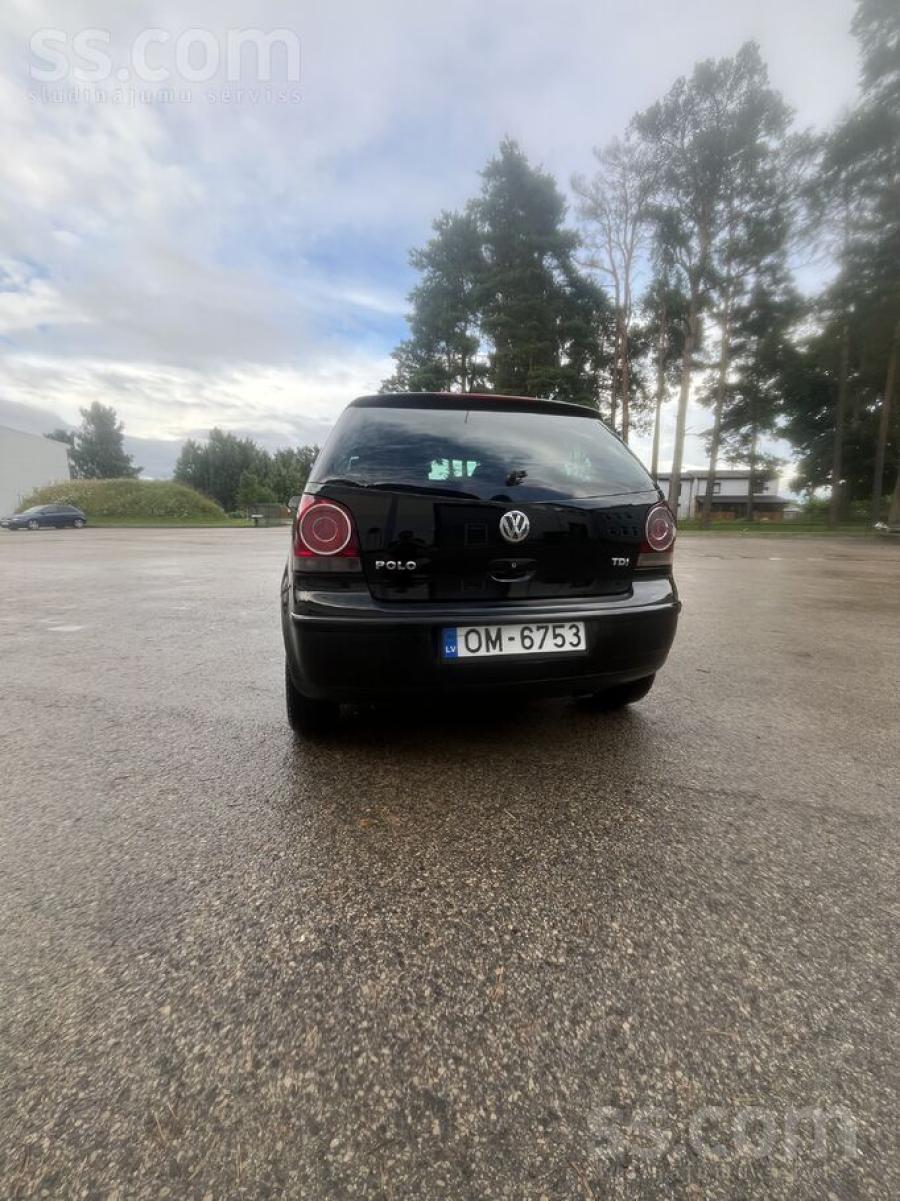 Melns Volkswagen Polo 2005 Rīga, ar dzinēja tilpumu 1.40 L un nobraukumu 314 tūkst. km par 1780 €, foto 6 vietnē AUTOMOTO.COM.LV