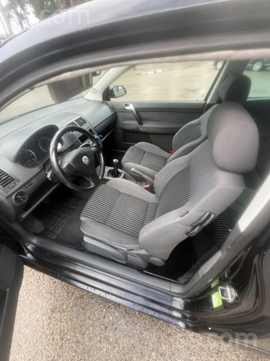 Melns Volkswagen Polo 2005 Rīga, ar dzinēja tilpumu 1.40 L un nobraukumu 314 tūkst. km par 1780 €, foto 8 vietnē AUTOMOTO.COM.LV