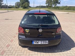 Melns Volkswagen Polo 2005 Cēsis, ar dzinēja tilpumu 1.40 L un nobraukumu 435 tūkst. km par 2200 €, foto 7 vietnē AUTOMOTO.COM.LV