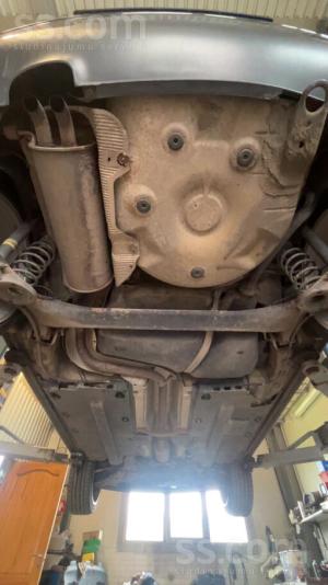 Melns Volkswagen Polo 2005 Cēsis, ar dzinēja tilpumu 1.40 L un nobraukumu 435 tūkst. km par 2200 €, foto 8 vietnē AUTOMOTO.COM.LV