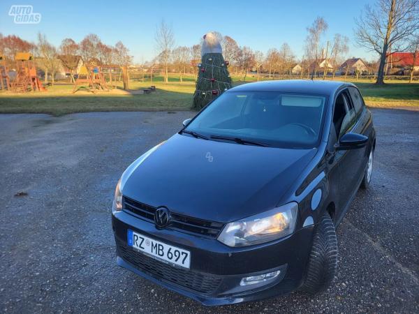 Black Volkswagen Polo 2011 in Jonava, with an engine capacity of 1.20 L and mileage of 254 thousand km for 2400 €, photo 1 on AUTOMOTO.COM.LV