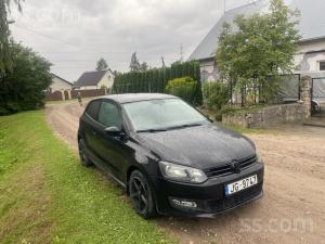 Melns Volkswagen Polo 2011 Jelgava, ar dzinēja tilpumu 1.20 L un nobraukumu 230 tūkst. km par 1500 €, foto  vietnē AUTOMOTO.COM.LV