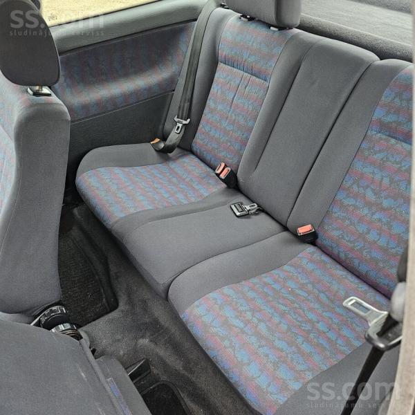 Melns Volkswagen Polo 1997 Rīga, ar dzinēja tilpumu 1.40 L un nobraukumu 290 tūkst. km par 780 €, foto 7 vietnē AUTOMOTO.COM.LV