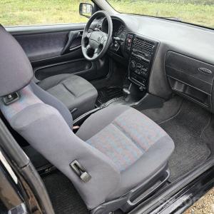 Melns Volkswagen Polo 1997 Rīga, ar dzinēja tilpumu 1.40 L un nobraukumu 290 tūkst. km par 870 €, foto 8 vietnē AUTOMOTO.COM.LV