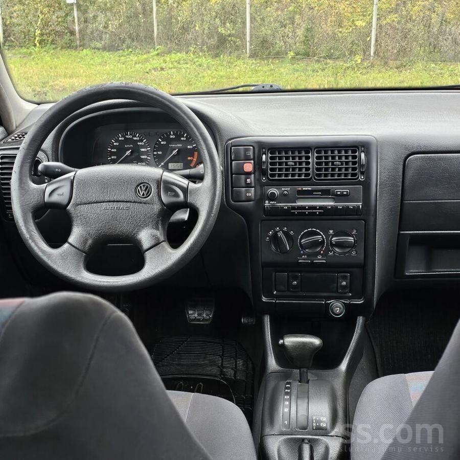 Melns Volkswagen Polo 1997 Rīga, ar dzinēja tilpumu 1.40 L un nobraukumu 290 tūkst. km par 870 €, foto 9 vietnē AUTOMOTO.COM.LV
