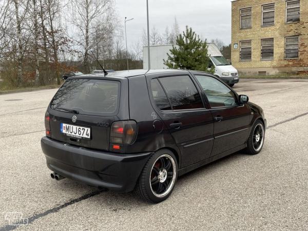 Melns Volkswagen Polo 1998 Druskininkai, ar dzinēja tilpumu 1.40 L un nobraukumu 220 tūkst. km par 650 €, foto 4 vietnē AUTOMOTO.COM.LV