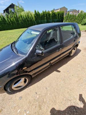 Melns Volkswagen Polo 1999 Kauņa, ar dzinēja tilpumu 1.90 L un nobraukumu 249 tūkst. km par 500 €, foto 3 vietnē AUTOMOTO.COM.LV