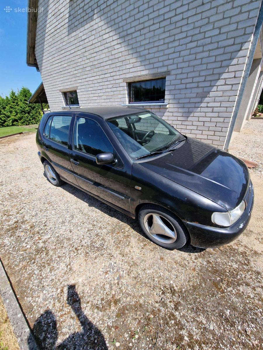 Melns Volkswagen Polo 1999 Kauņa, ar dzinēja tilpumu 1.90 L un nobraukumu 249 tūkst. km par 500 €, foto 4 vietnē AUTOMOTO.COM.LV