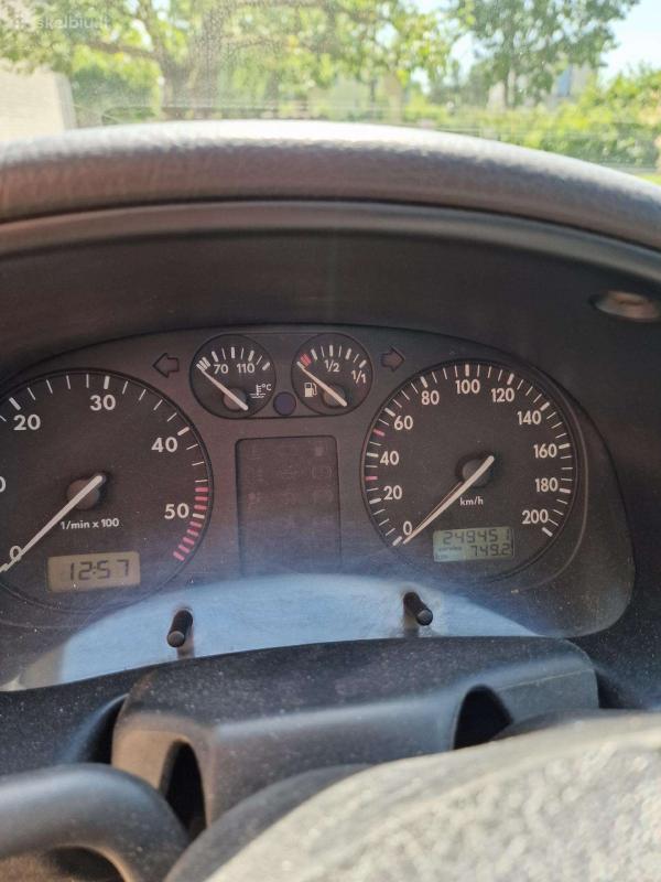 Melns Volkswagen Polo 1999 Kauņa, ar dzinēja tilpumu 1.90 L un nobraukumu 249 tūkst. km par 500 €, foto 6 vietnē AUTOMOTO.COM.LV