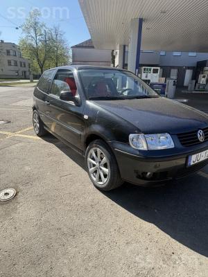 Black Volkswagen Polo 2000 in Riga, with an engine capacity of 1.00 L and mileage of 292 thousand km for 860 €, photo 4 on AUTOMOTO.COM.LV