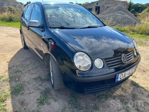 Black Volkswagen Polo 2002 in Limbazi, with an engine capacity of 1.20 L and mileage of 211 thousand km for 850 €, photo 5 on AUTOMOTO.COM.LV