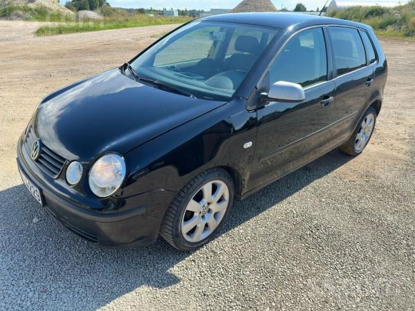 Black Volkswagen Polo 2002 in Limbazi, with an engine capacity of 1.20 L and mileage of 211 thousand km for 850 €, photo 7 on AUTOMOTO.COM.LV