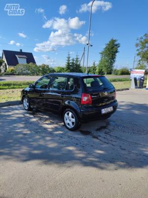 Melns Volkswagen Polo 2002 Šauļi, ar dzinēja tilpumu 1.90 L un nobraukumu 358 tūkst. km par 950 €, foto 5 vietnē AUTOMOTO.COM.LV