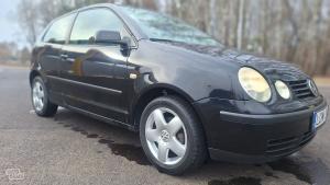 Black Volkswagen Polo 2003 in Kaunas, with an engine capacity of 1.20 L and mileage of 212 thousand km for 999 €, photo 2 on AUTOMOTO.COM.LV