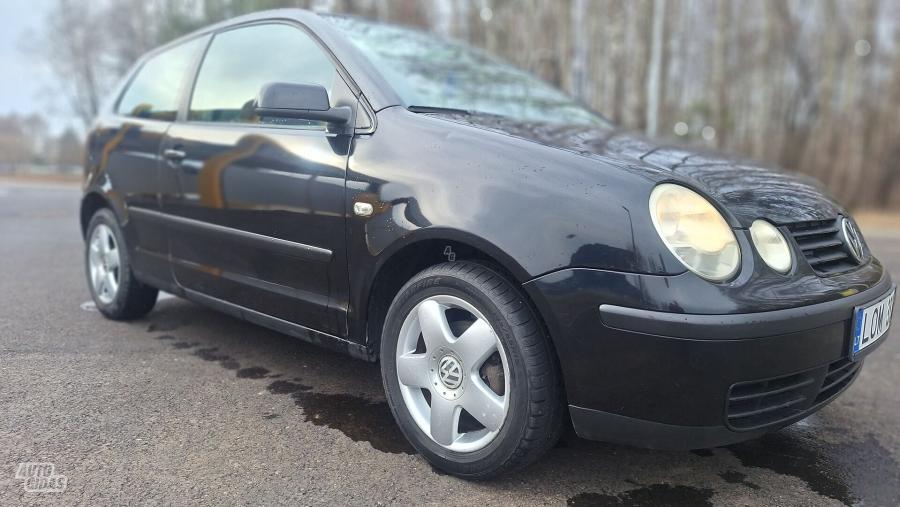 Black Volkswagen Polo 2003 in Kaunas, with an engine capacity of 1.20 L and mileage of 212 thousand km for 999 €, photo 2 on AUTOMOTO.COM.LV