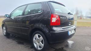Black Volkswagen Polo 2003 in Kaunas, with an engine capacity of 1.20 L and mileage of 212 thousand km for 999 €, photo 7 on AUTOMOTO.COM.LV
