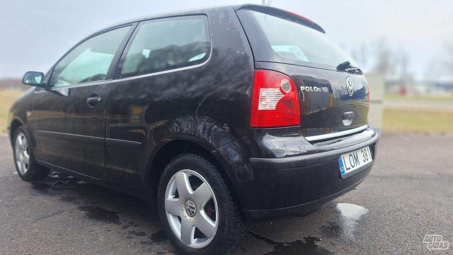 Black Volkswagen Polo 2003 in Kaunas, with an engine capacity of 1.20 L and mileage of 212 thousand km for 999 €, photo 7 on AUTOMOTO.COM.LV