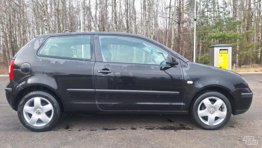Black Volkswagen Polo 2003 in Kaunas, with an engine capacity of 1.20 L and mileage of 212 thousand km for 999 €, photo 23 on AUTOMOTO.COM.LV