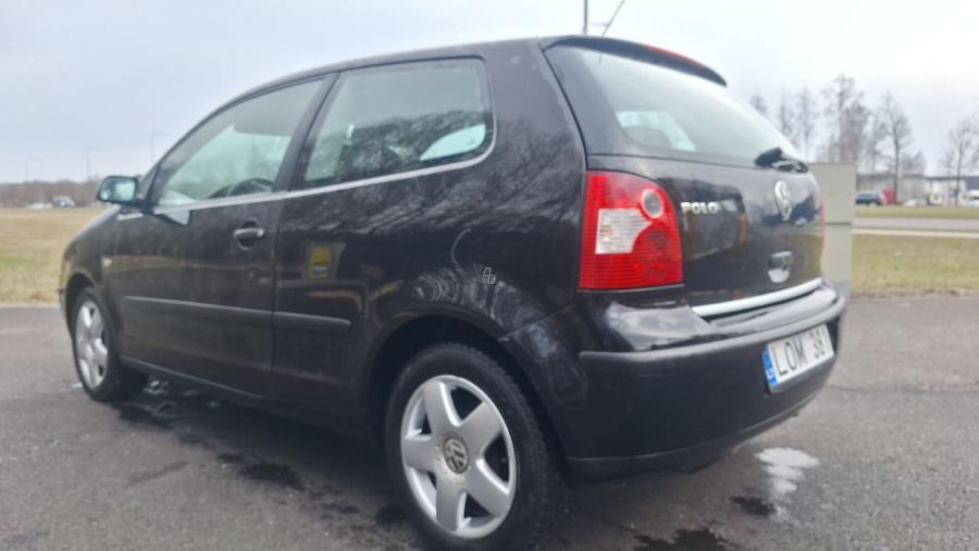 Black Volkswagen Polo 2003 in Kaunas, with an engine capacity of 1.20 L and mileage of 212 thousand km for 999 €, photo 28 on AUTOMOTO.COM.LV