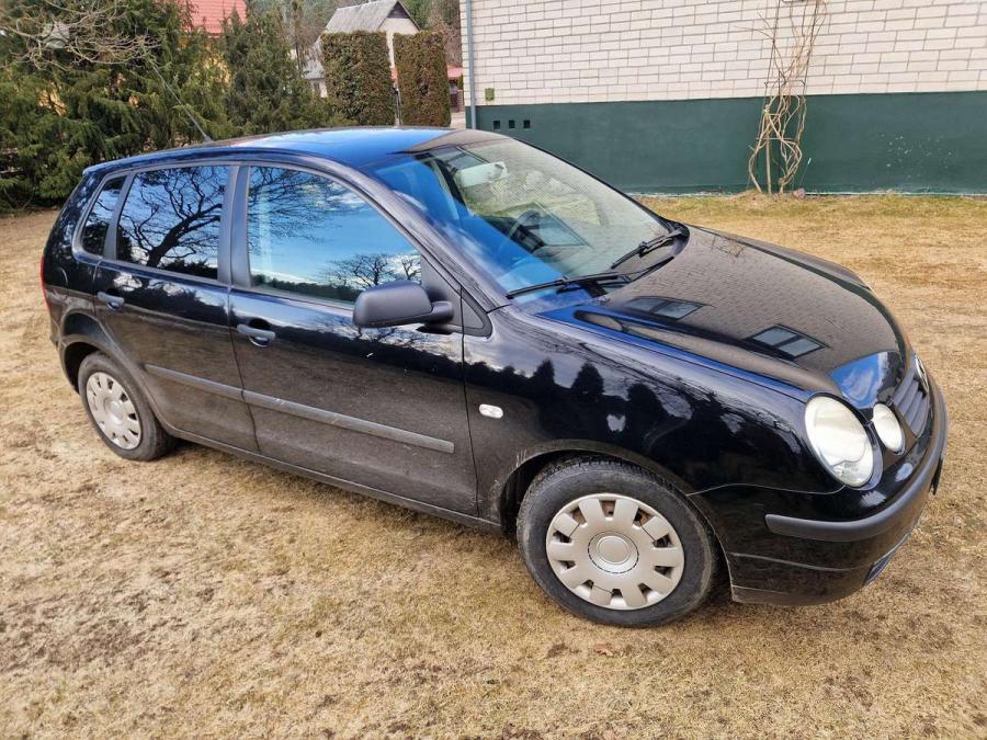 Melns Volkswagen Polo 2003 Kelmė, ar dzinēja tilpumu 1.20 L un nobraukumu 333 tūkst. km par 950 €, foto 3 vietnē AUTOMOTO.COM.LV