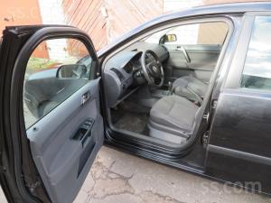 Black Volkswagen Polo 2003 in Riga, with an engine capacity of 1.20 L and mileage of 197 thousand km for 800 €, photo 14 on AUTOMOTO.COM.LV