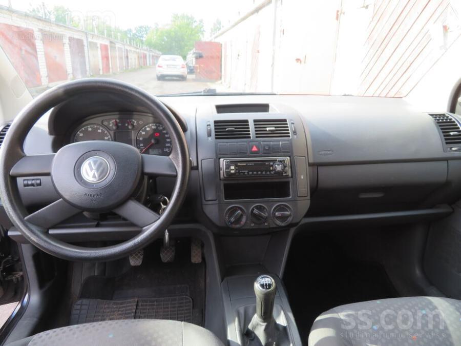 Black Volkswagen Polo 2003 in Riga, with an engine capacity of 1.20 L and mileage of 197 thousand km for 800 €, photo 16 on AUTOMOTO.COM.LV