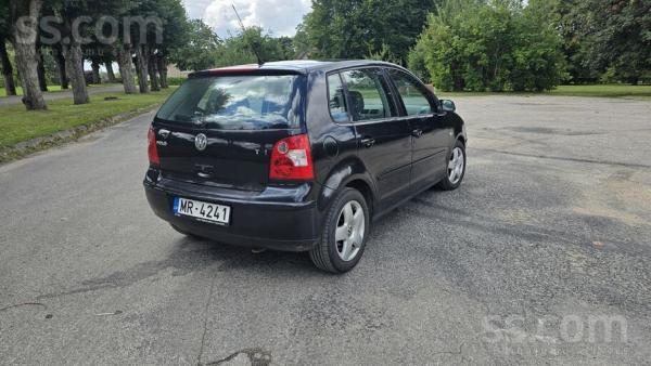 Фольксваген Поло 2003 в Рига на AUTOMOTO.COM.LV Черный Фольксваген Поло 2003 в Рига, объемом двигателя 1.90 л и пробегом 406 тыс. км за 1300 €, фото 4 на AUTOMOTO.COM.LV
