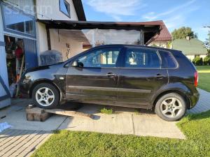 Black Volkswagen Polo 2003 in Jekabpils, with an engine capacity of 1.90 L and mileage of 380 thousand km for 500 €, photo 3 on AUTOMOTO.COM.LV