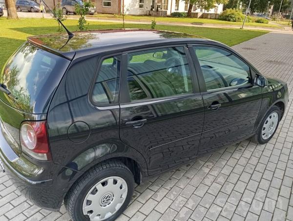 Black Volkswagen Polo 2005 in Balvi, with an engine capacity of 1.90 L and mileage of 0 thousand km for 1100 €, photo 8 on AUTOMOTO.COM.LV
