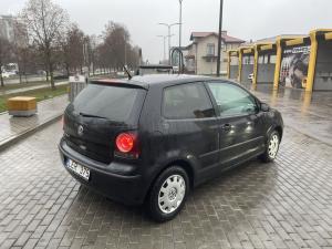 Melns Volkswagen Polo 2005 Kauņa, ar dzinēja tilpumu 1.20 L un nobraukumu 231 tūkst. km par 1250 €, foto 3 vietnē AUTOMOTO.COM.LV
