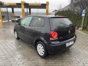 Melns Volkswagen Polo 2005 Kauņa, ar dzinēja tilpumu 1.20 L un nobraukumu 231 tūkst. km par 1250 €, foto 4 vietnē AUTOMOTO.COM.LV