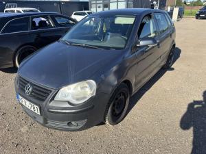 Black Volkswagen Polo 2005 in Kaunas, with an engine capacity of 1.40 L and mileage of 300 thousand km for 370 €, photo  on AUTOMOTO.COM.LV