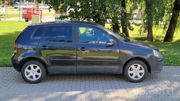 Black Volkswagen Polo 2005 in Riga, with an engine capacity of 1.40 L and mileage of 0 thousand km for 790 €, photo 4 on AUTOMOTO.COM.LV