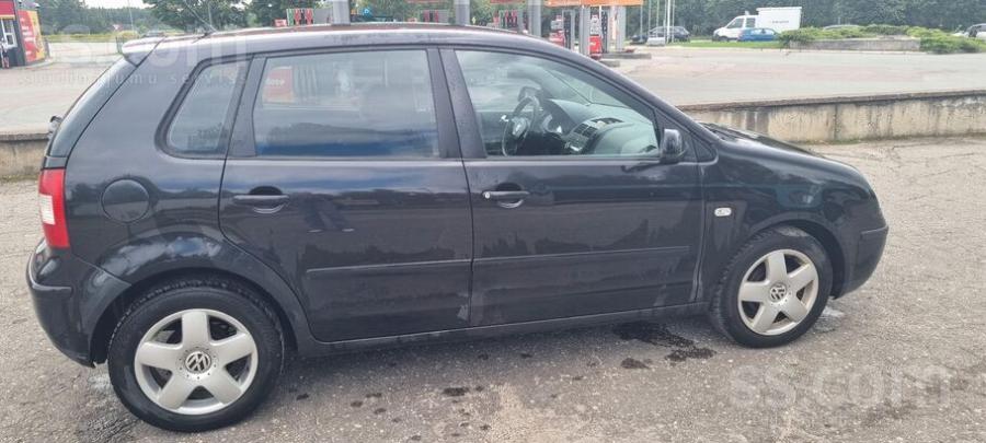 Black Volkswagen Polo 2005 in Riga, with an engine capacity of 1.40 L and mileage of 273 thousand km for 1200 €, photo 1 on AUTOMOTO.COM.LV