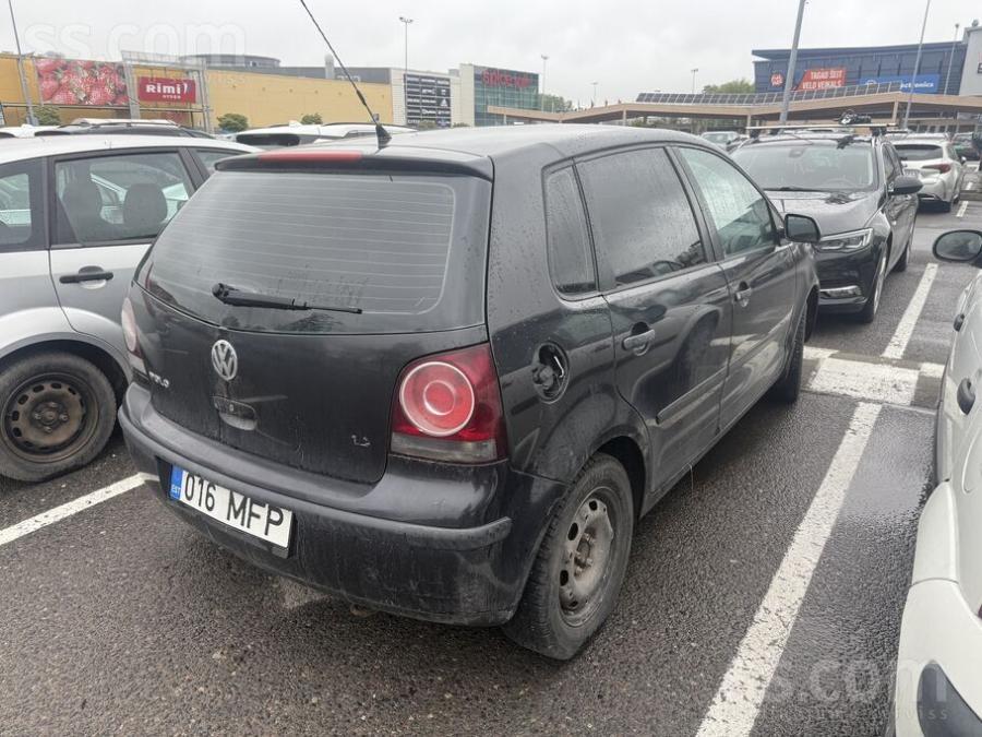 Melns Volkswagen Polo 2006 Rīga, ar dzinēja tilpumu 1.40 L un nobraukumu 0 tūkst. km par 390 €, foto 3 vietnē AUTOMOTO.COM.LV