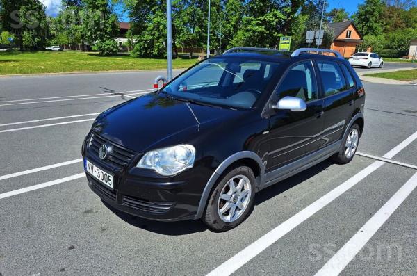 Black Volkswagen Polo 2006 in Jurmala, with an engine capacity of 1.40 L and mileage of 231 thousand km for 3450 €, photo 1 on AUTOMOTO.COM.LV
