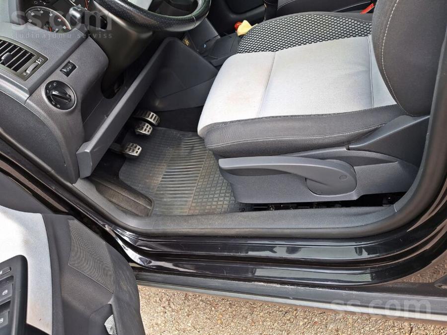 Melns Volkswagen Polo 2006 Jūrmala, ar dzinēja tilpumu 1.40 L un nobraukumu 231 tūkst. km par 3450 €, foto 15 vietnē AUTOMOTO.COM.LV