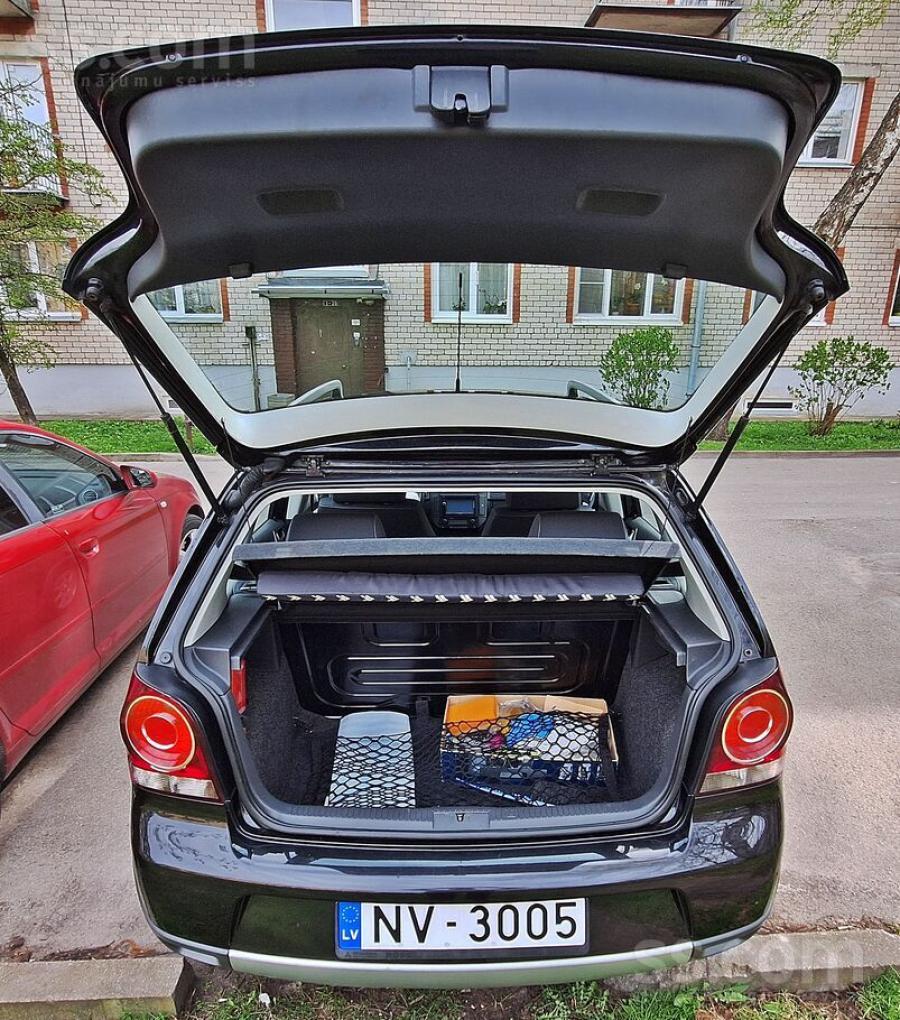 Melns Volkswagen Polo 2006 Jūrmala, ar dzinēja tilpumu 1.40 L un nobraukumu 231 tūkst. km par 3450 €, foto 19 vietnē AUTOMOTO.COM.LV