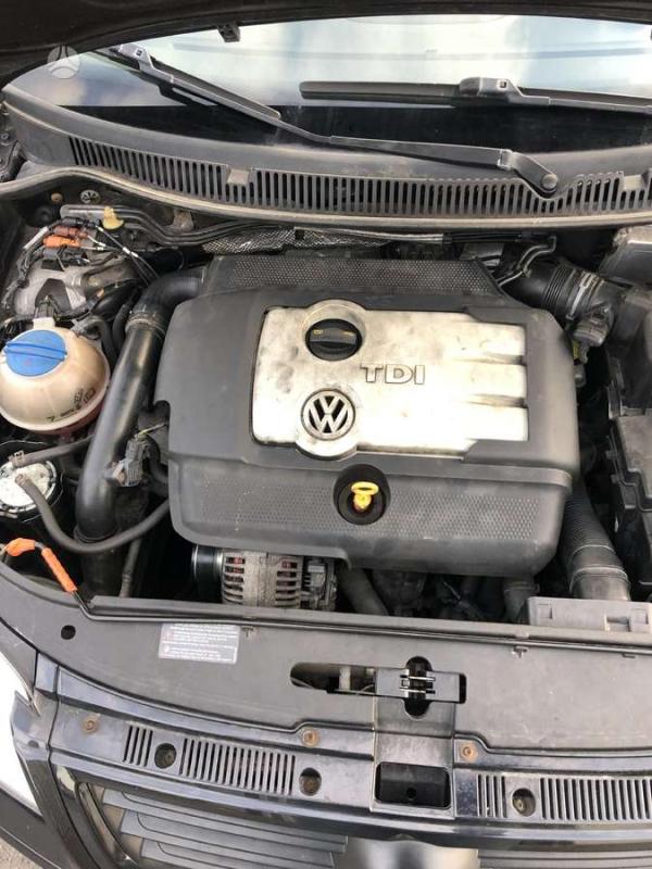 Black Volkswagen Polo 2007 in Vilnius, with an engine capacity of 1.42 L and mileage of 280 thousand km for 1400 €, photo 7 on AUTOMOTO.COM.LV