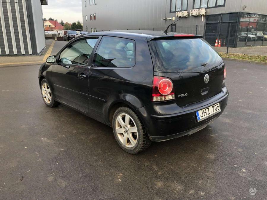 Melns Volkswagen Polo 2007 Viļņa, ar dzinēja tilpumu 1.42 L un nobraukumu 280 tūkst. km par 1400 €, foto 9 vietnē AUTOMOTO.COM.LV