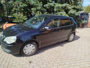 Black Volkswagen Polo 2007 in Riga, with an engine capacity of 1.40 L and mileage of 271 thousand km for 1600 €, photo 4 on AUTOMOTO.COM.LV