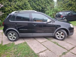 Melns Volkswagen Polo 2007 Rīga, ar dzinēja tilpumu 1.90 L un nobraukumu 295 tūkst. km par 2650 €, foto  vietnē AUTOMOTO.COM.LV